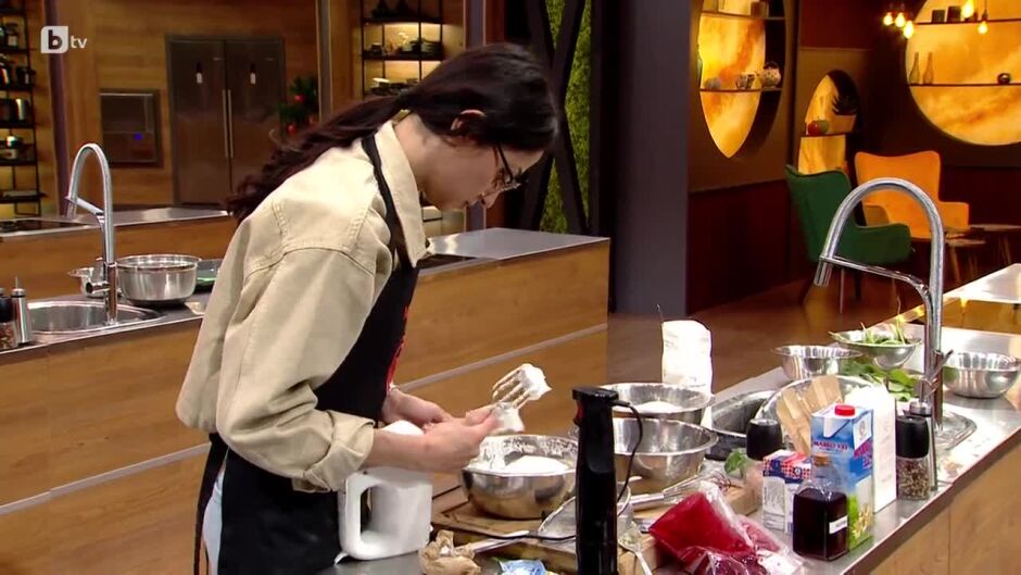 Ще успее ли Мелят да направи мастър десерта? | MasterChef - bTV Plus